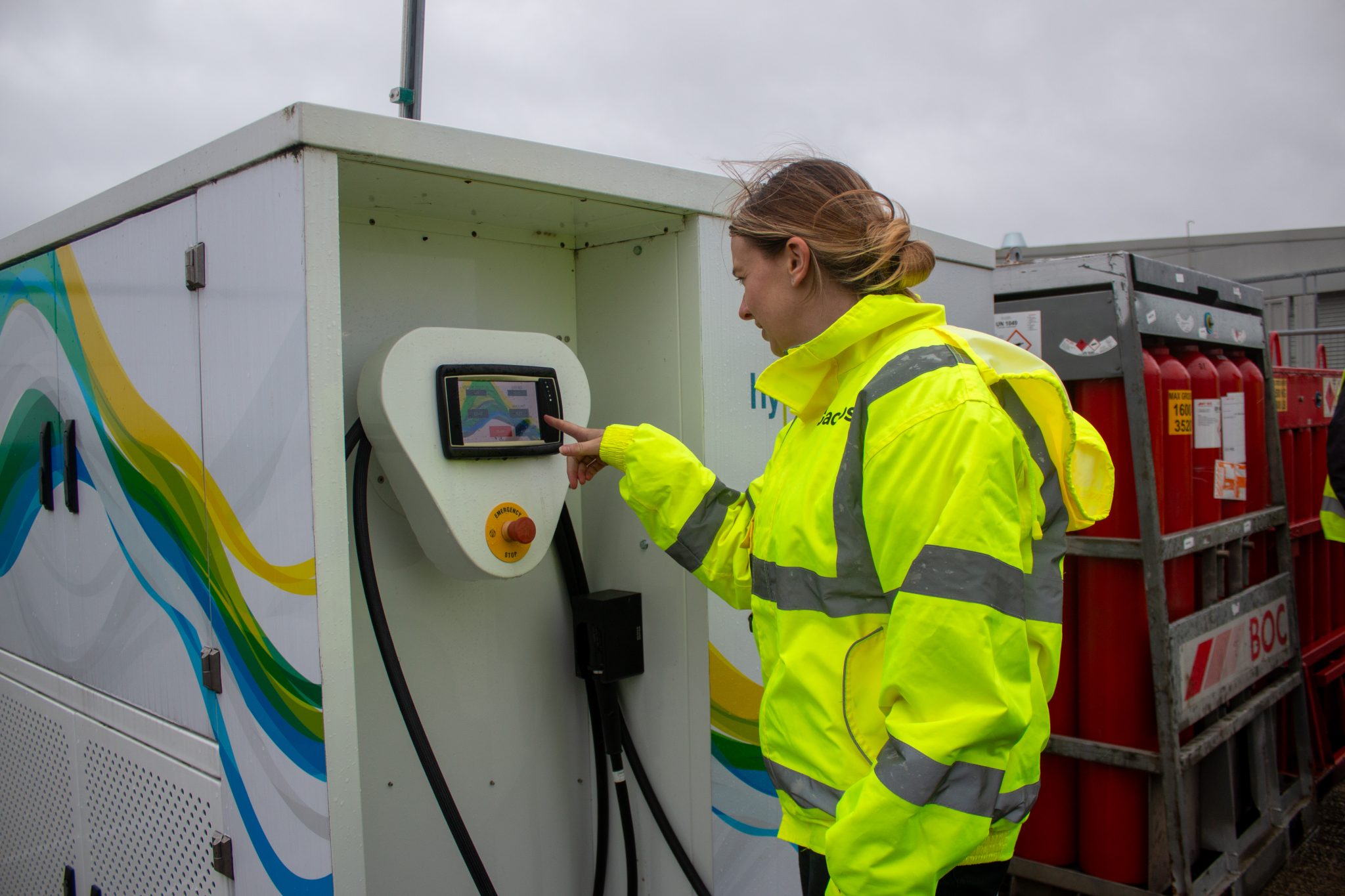 Airside hydrogen refuelling trial, Project Acorn, takes next step